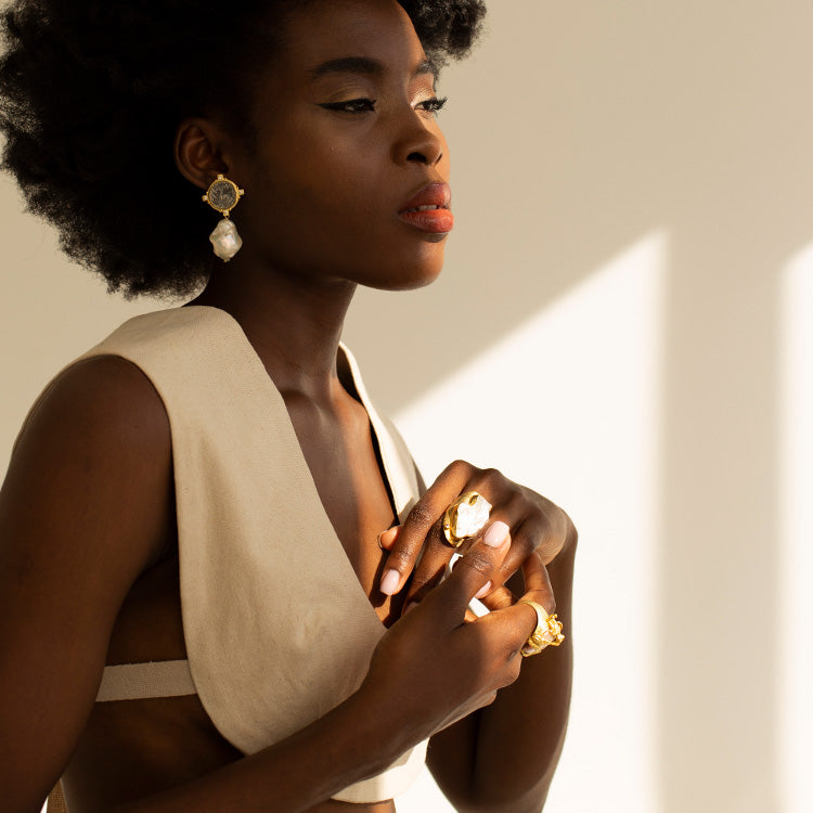 Cercei Artemis, Argint Aurit – OBSIDIAN | Jewelry With Intention