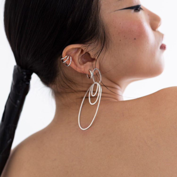 CerceL Triple Earcuff, Argint – OBSIDIAN | Jewelry With Intention